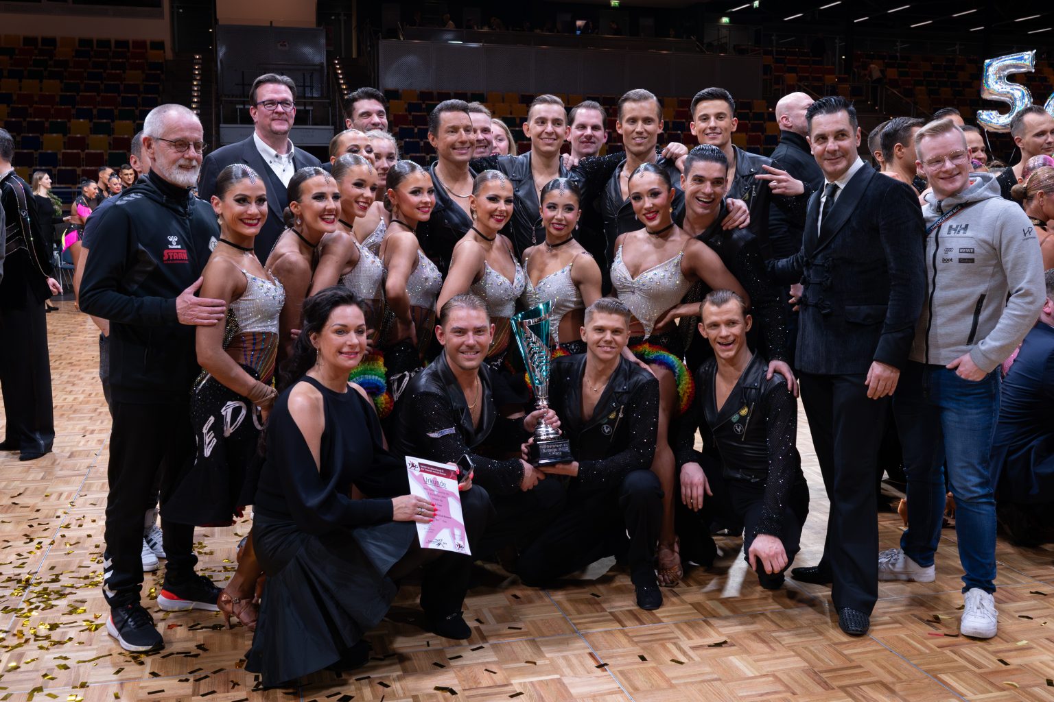 Grün-Gold-Club Bremen erneut Weltmeister – 14. WM-Titel in Wien - Tanzen in Bremen und ...